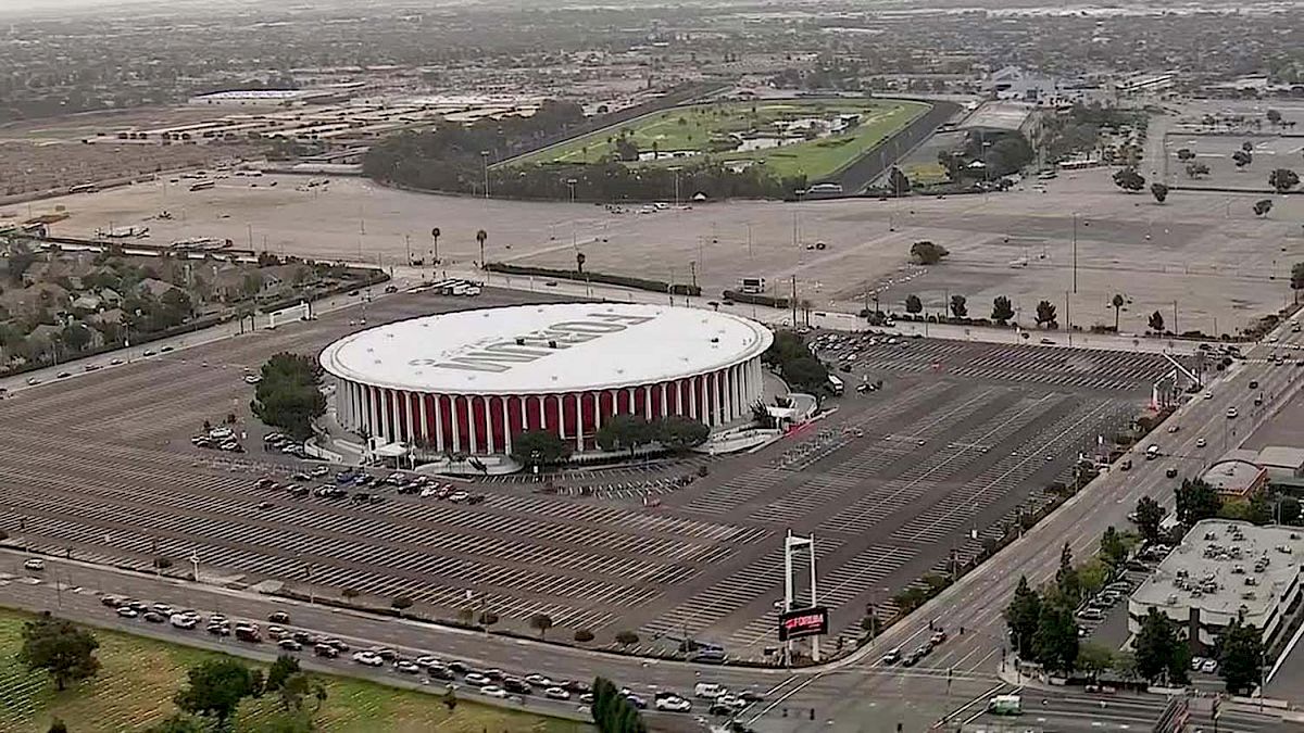 Place to stay near the Forum Holly Crest Hotel